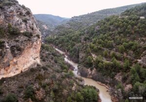 Excursión guíada a la Ciudad Encantada y Nacimiento del río Júcar ...